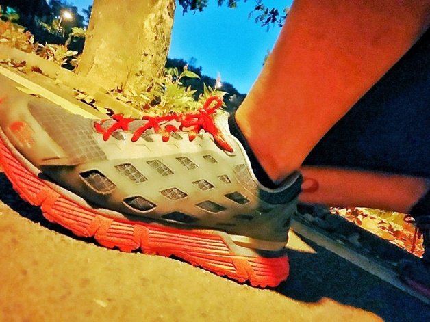 รองเท้า Trail ใส่วิ่งพื้นถนนได้ไหม? - Avarin: Running and Triathlon.