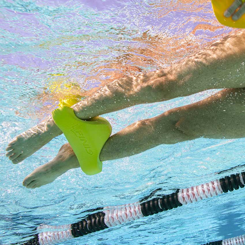 Finis Ankle Buoy สร้างความแข็งแรงของ Core body : Avarin Running
