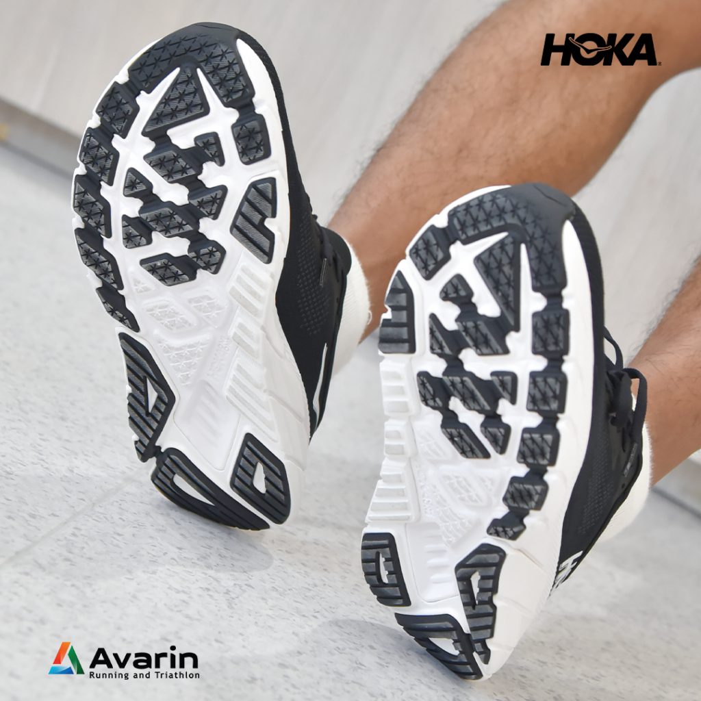Hoka Arahi 7 Wide Men Black/White : Avarin Running